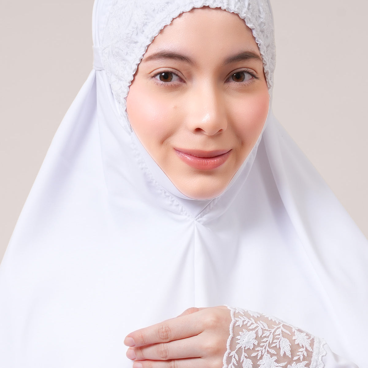 Telekung Modish Yara – Siti Khadijah