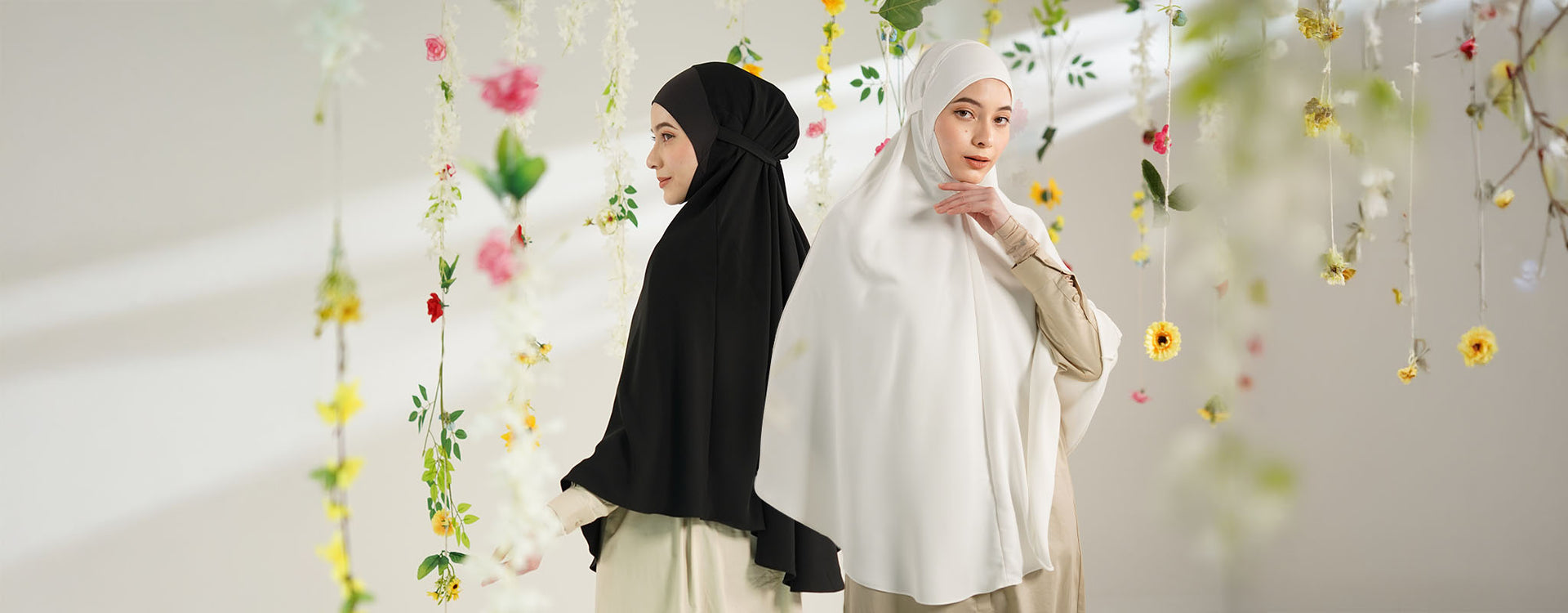 Flair Saliha and Maria Mini – Siti Khadijah